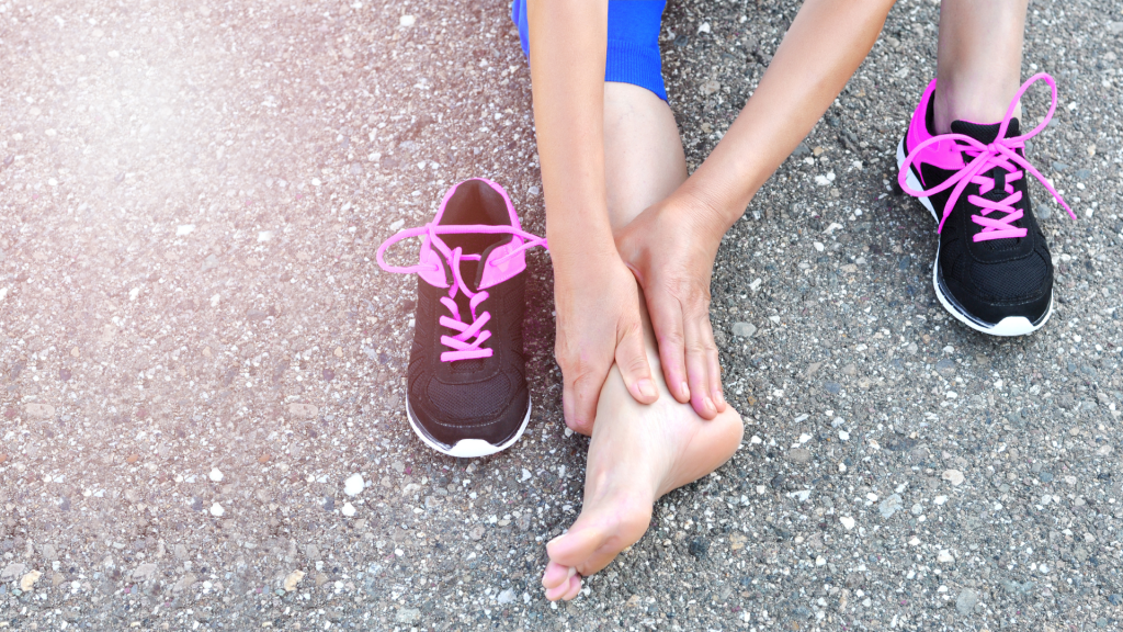 Spotting Weak Ankles Symptoms: Signs and Solutions